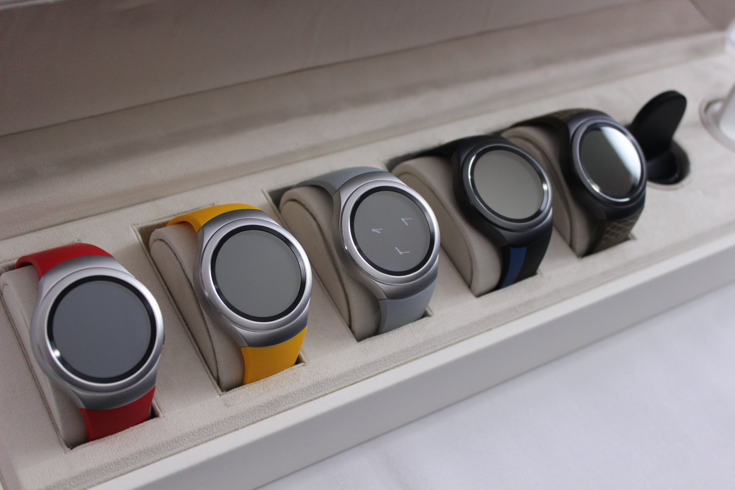 Samsung Gear Wearable Rumors: Patent Reveals Hologram Feature For ...