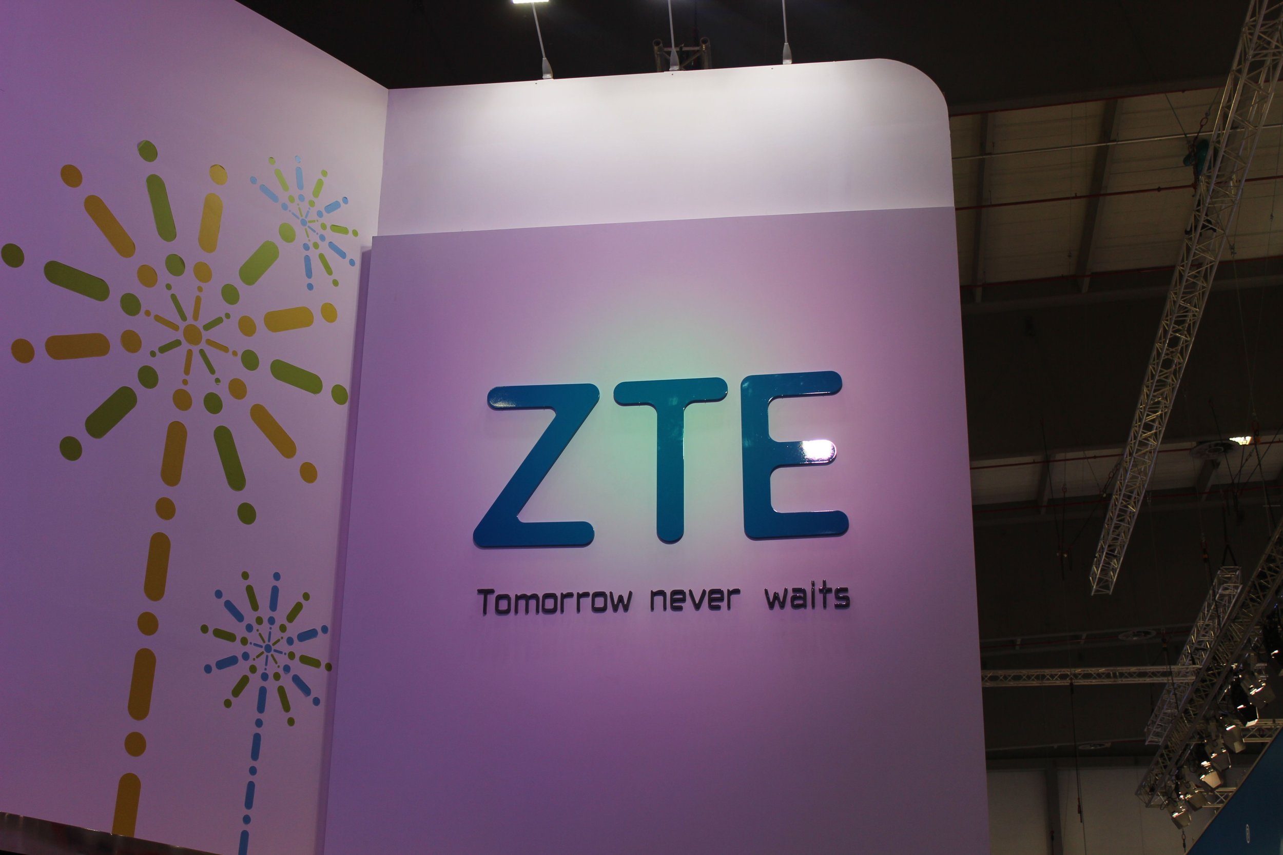 Smartphones Need Not Apply To ZTE’s Crowd Sourced Competition For The ...
