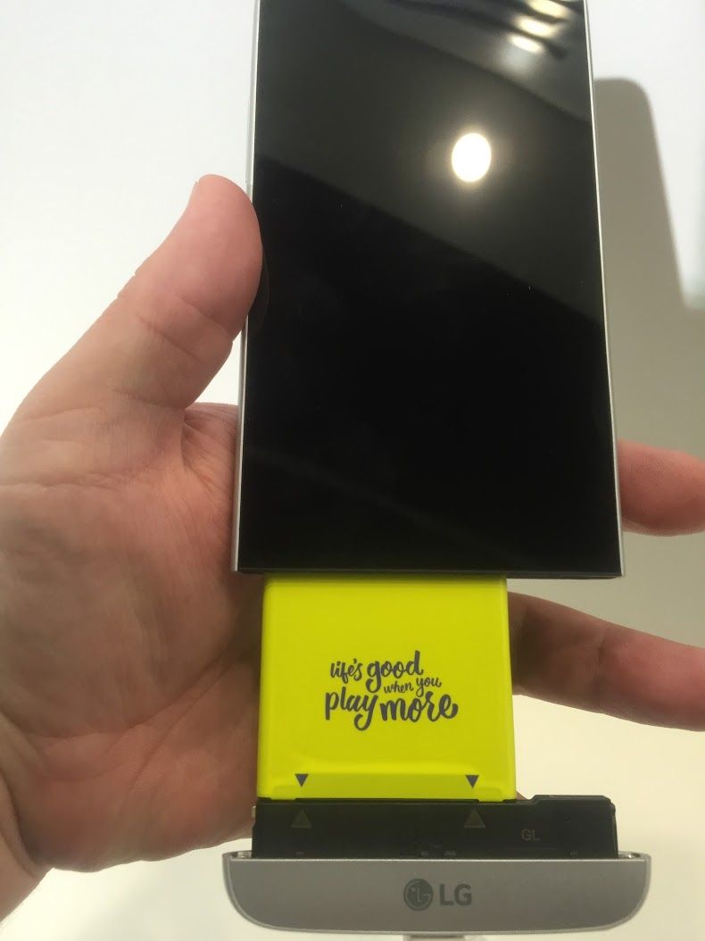 Lg G5 Revealed At Mwc Next Gen Flagship Boasts Modular 360 Camera Vr
