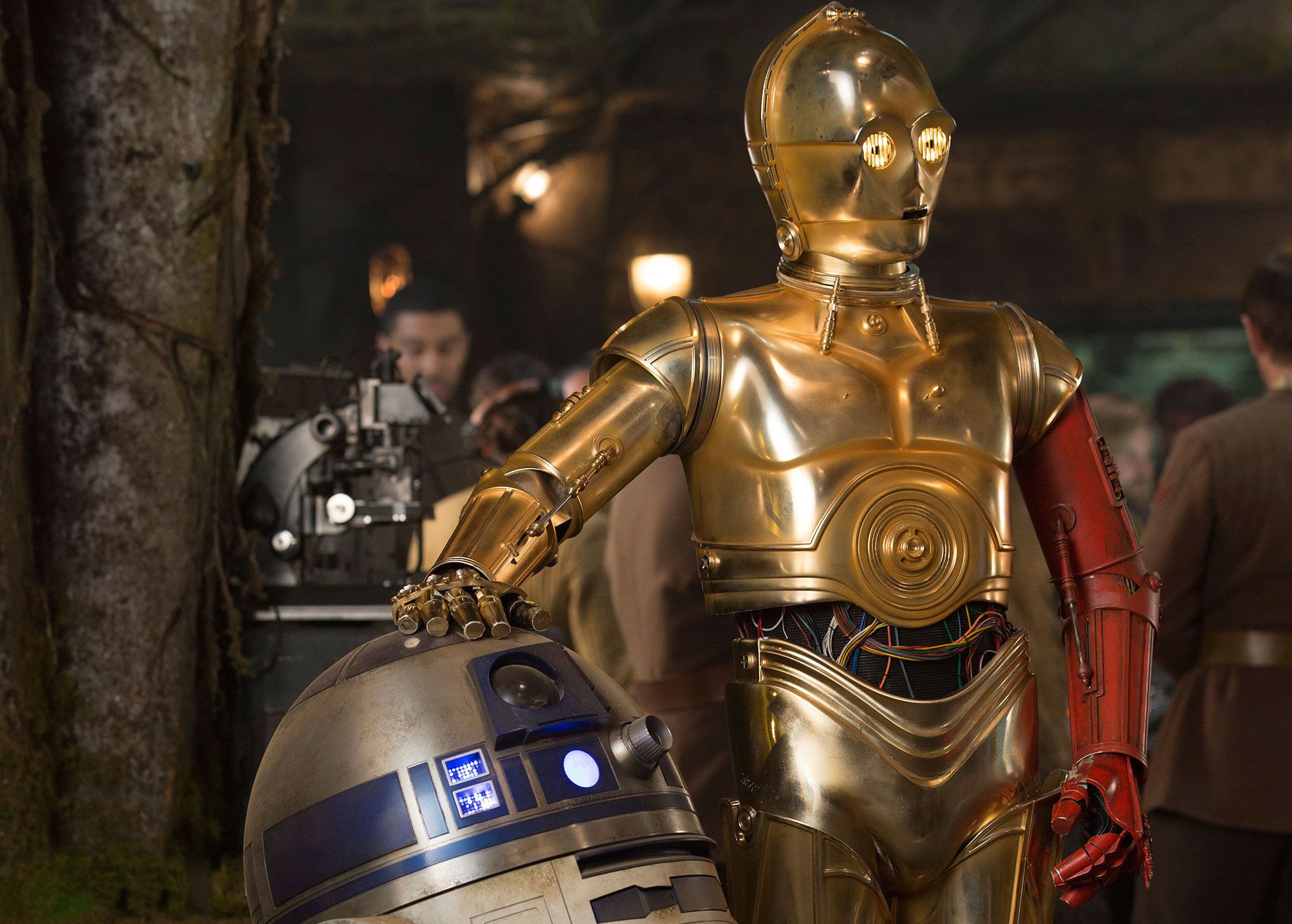 C-3PO's Red Arm And The Unforgivable Evils Of Harry Potter, 'Star Wars ...