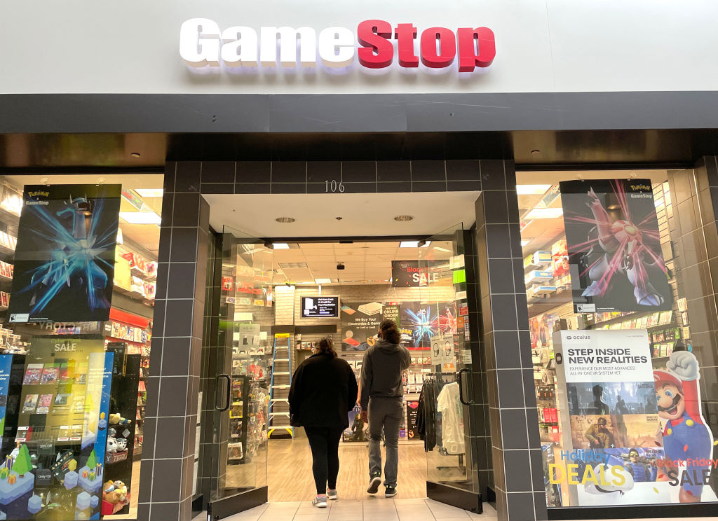 GameStop Closes Down Hundreds of Physical Stores Across the US to Start ...